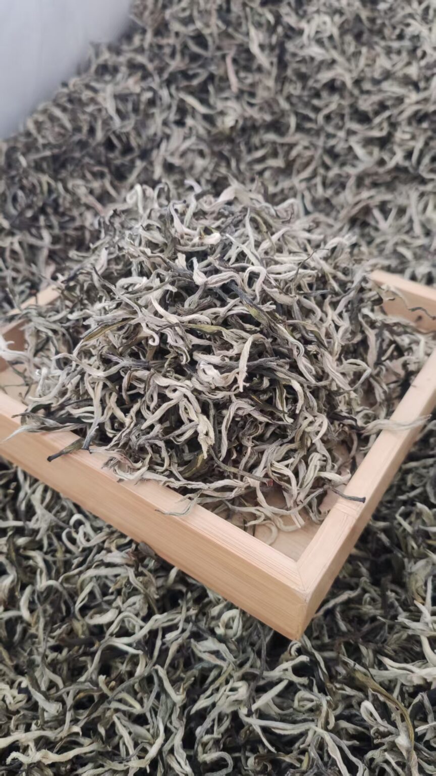Yunnan Dian Green Snow Dragon Tea - Chinese Tea